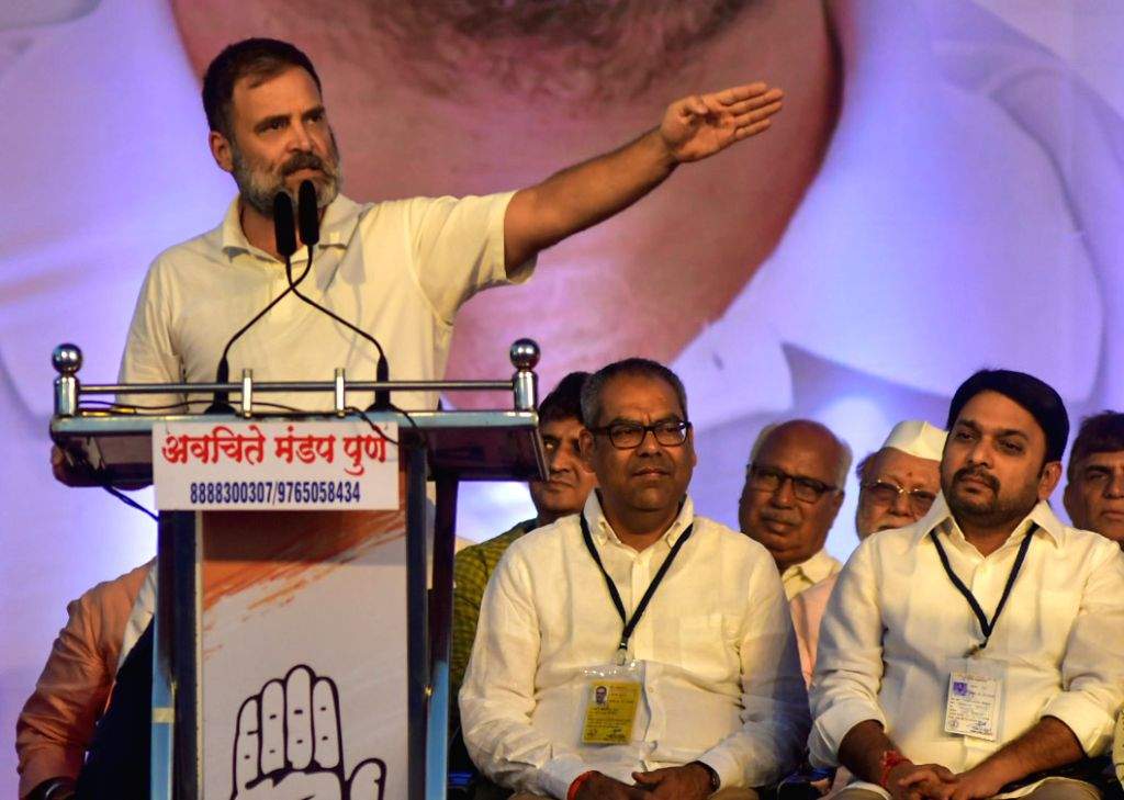 Pune : Congress leader Rahul Gandhi addresses an election rally for the ...