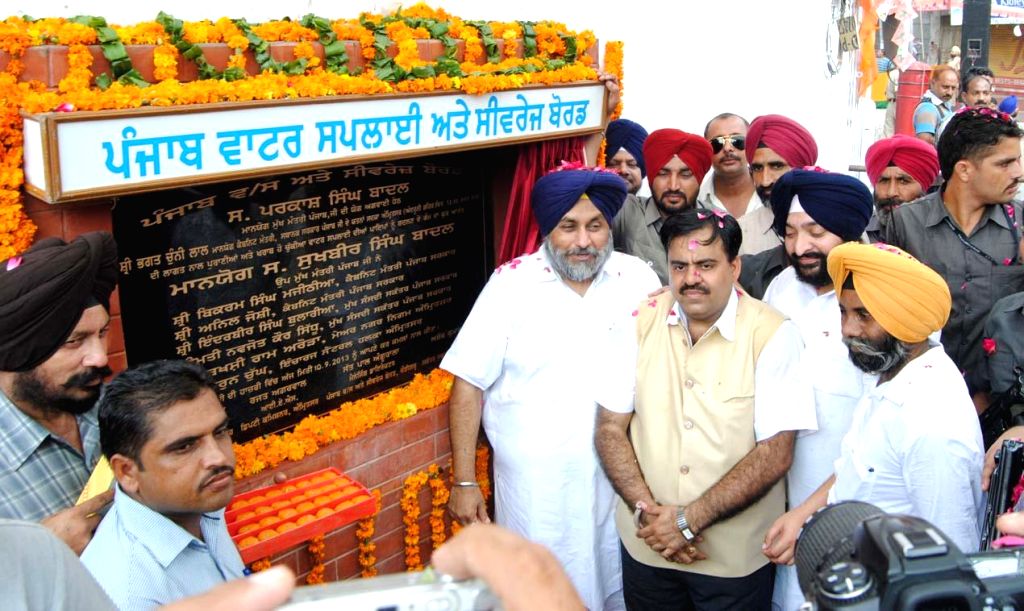 Sukhbir Singh Badal during launching of development projects in Amritsar