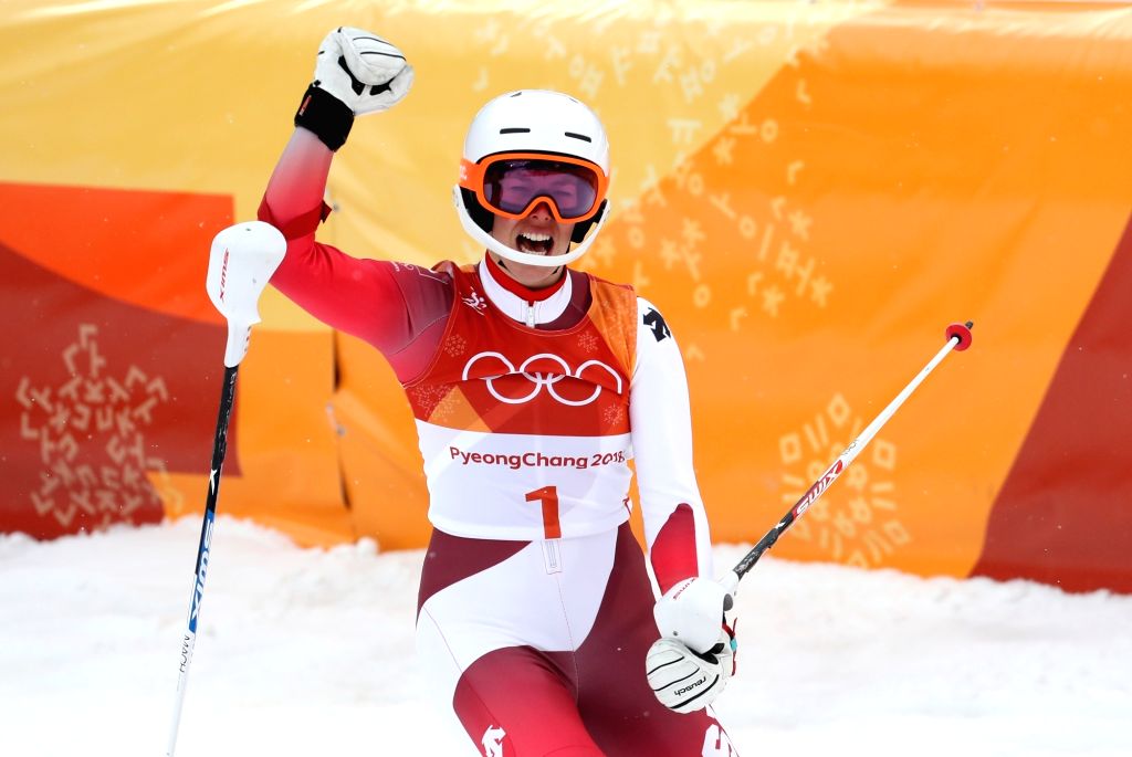 Olympic champion skier Gisin injures knee in Super-G