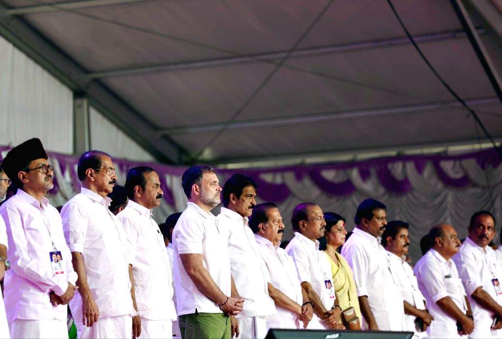 Rahul Gandhi at UDF Puthuyuga Yatra Rally