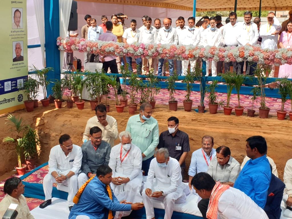 CM lays foundation stone of 24-storey IPD Tower in Jaipur