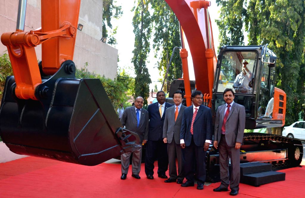 The launch of new Tata Hitachi ZAXIS 220 LC, GL Series Hydraulic Excavator