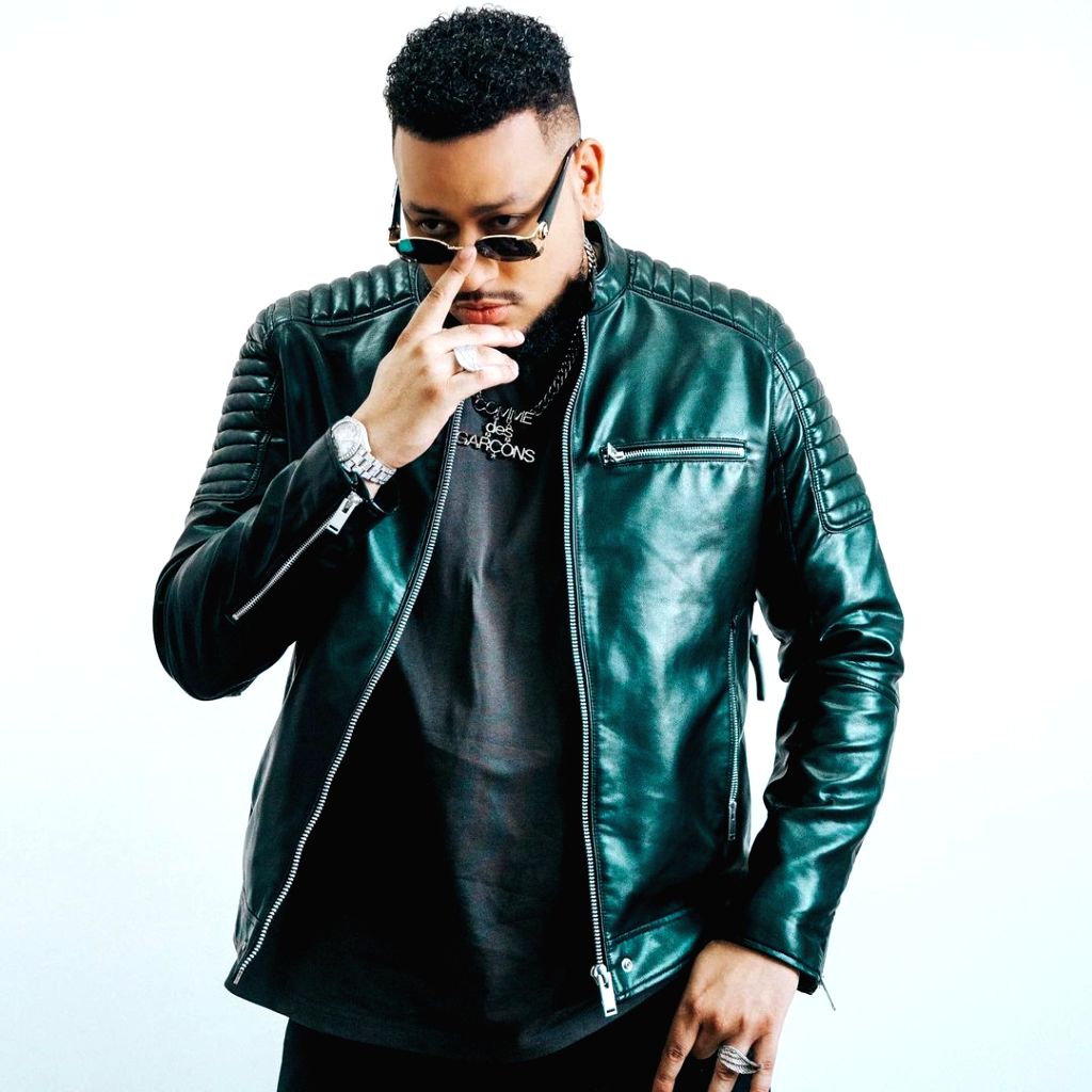 Free photo : Rapper Kiernan 'AKA' Forbes killed in nightclub shooting