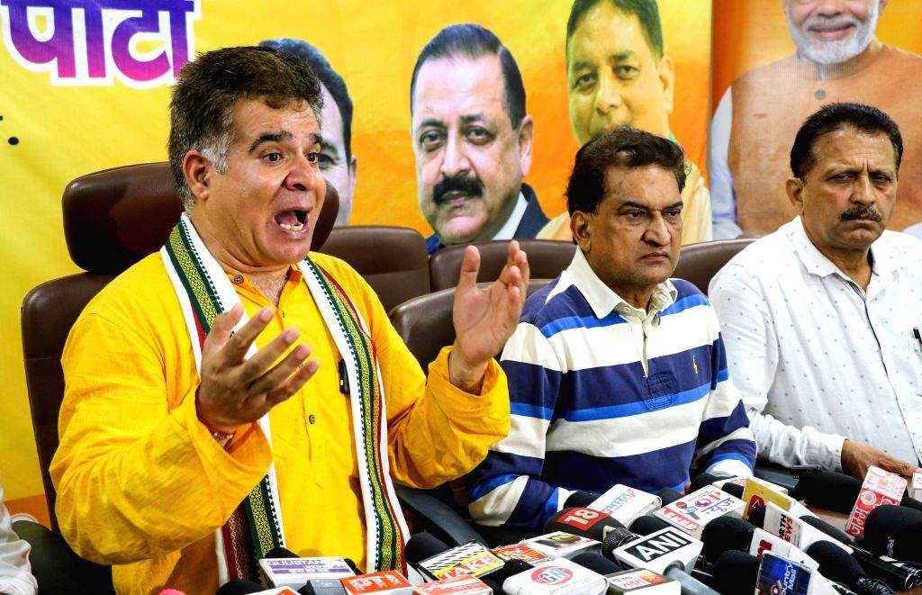 Ravinder Raina'S Press Conference