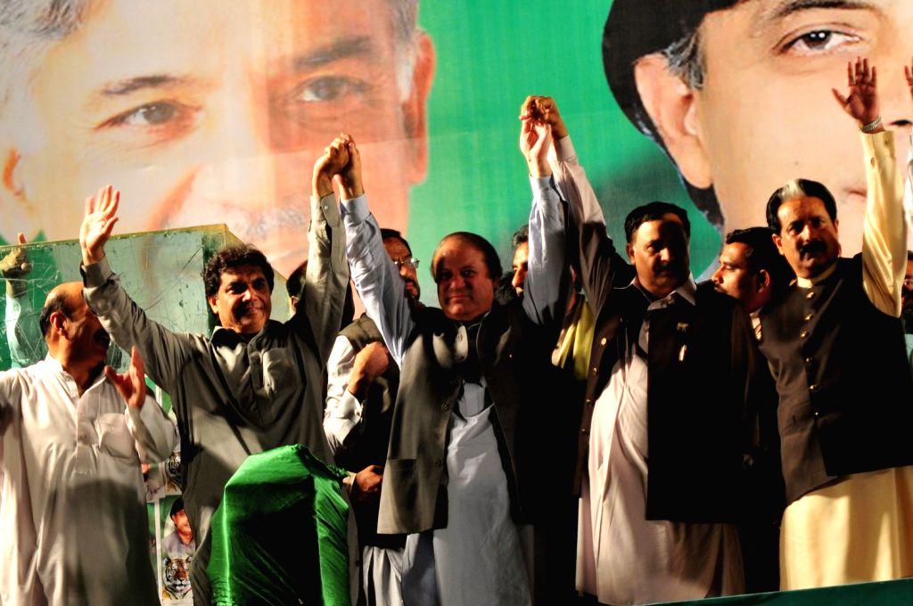 Pakistan Elections 2013 - Shariz Campaigns In Rawalpindi