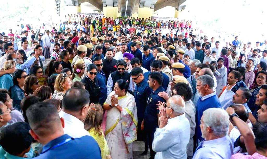 Rekha Gupta Attends Naming Ceremony in Shakurpur