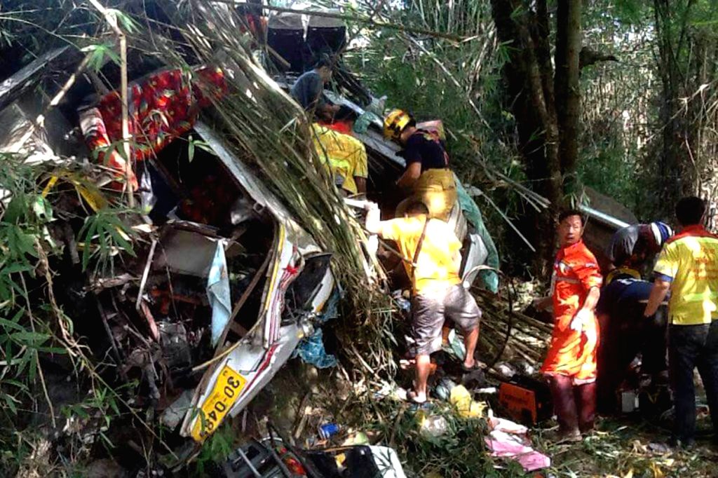 13 killed in Thailand bus crash