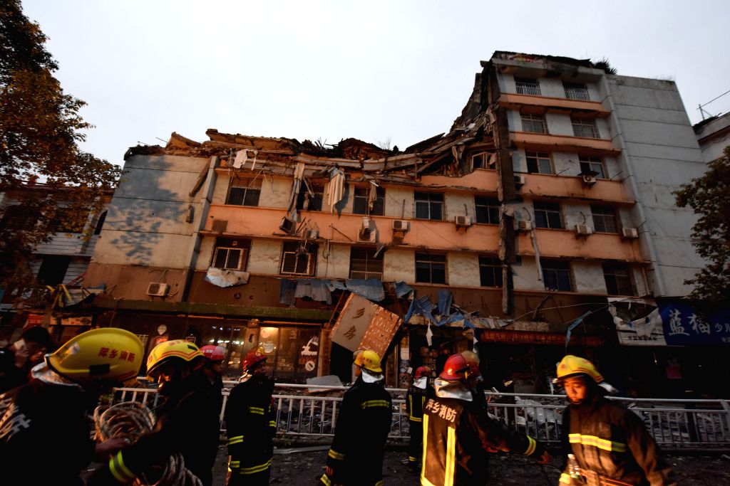 CHINA-JIANGXI-RESIDENTIAL BUILDING-COLLAPSE