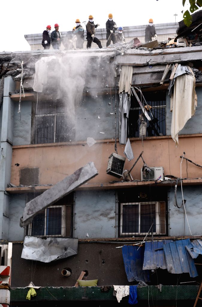 CHINA-JIANGXI-RESIDENTIAL BUILDING-COLLAPSE