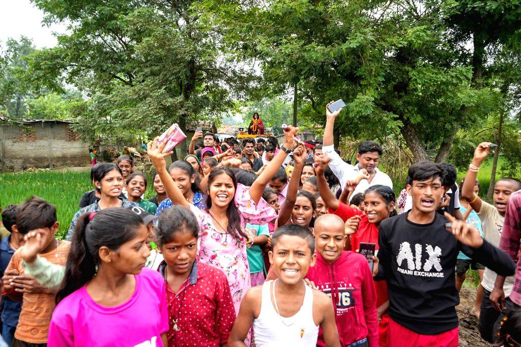 Ritu Jaiswal campaigns in Parihar ahead of Bihar polls
