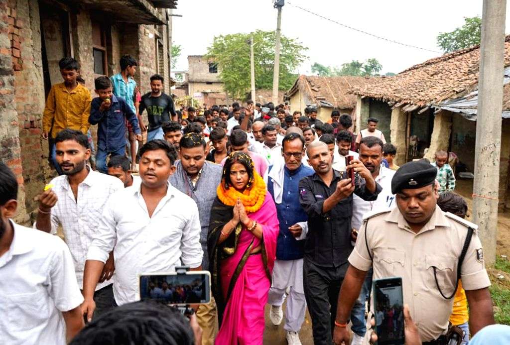 Ritu Jaiswal campaigns in Parihar ahead of Bihar polls