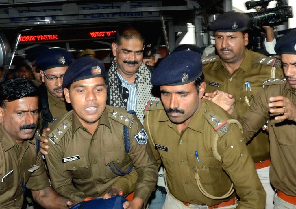 Shahabuddin brought to Patna on way to Tihar