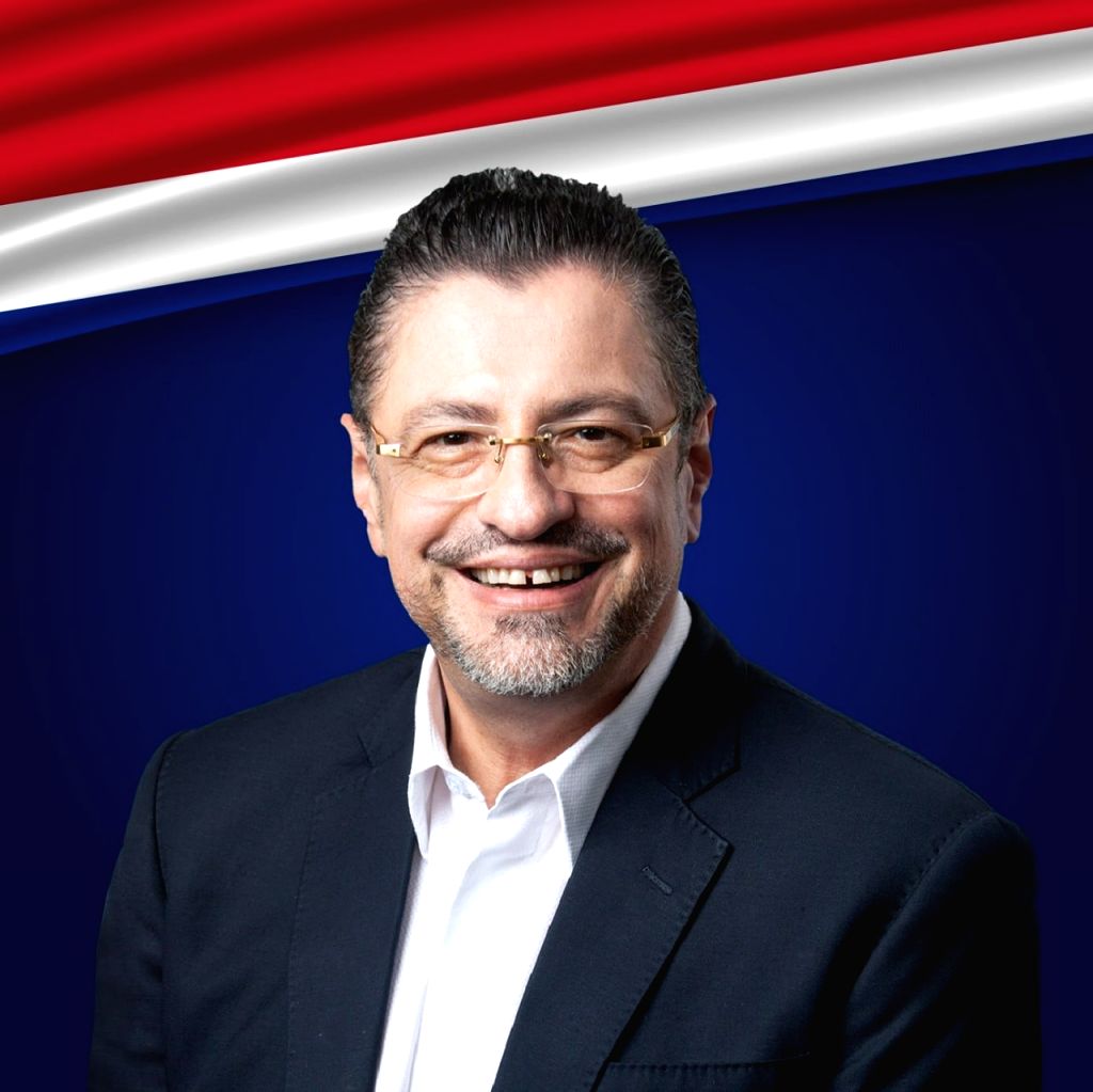 Free Photo:Rodrigo Chaves sworn in as President of Costa Rica