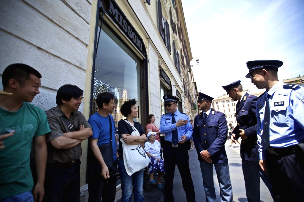 ITALY-ROME-CHINA-POLICE-JOINT PATROLS