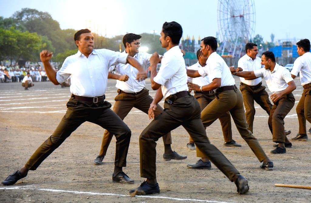 RSS volunteers (trainees) from provinces across the country participate ...