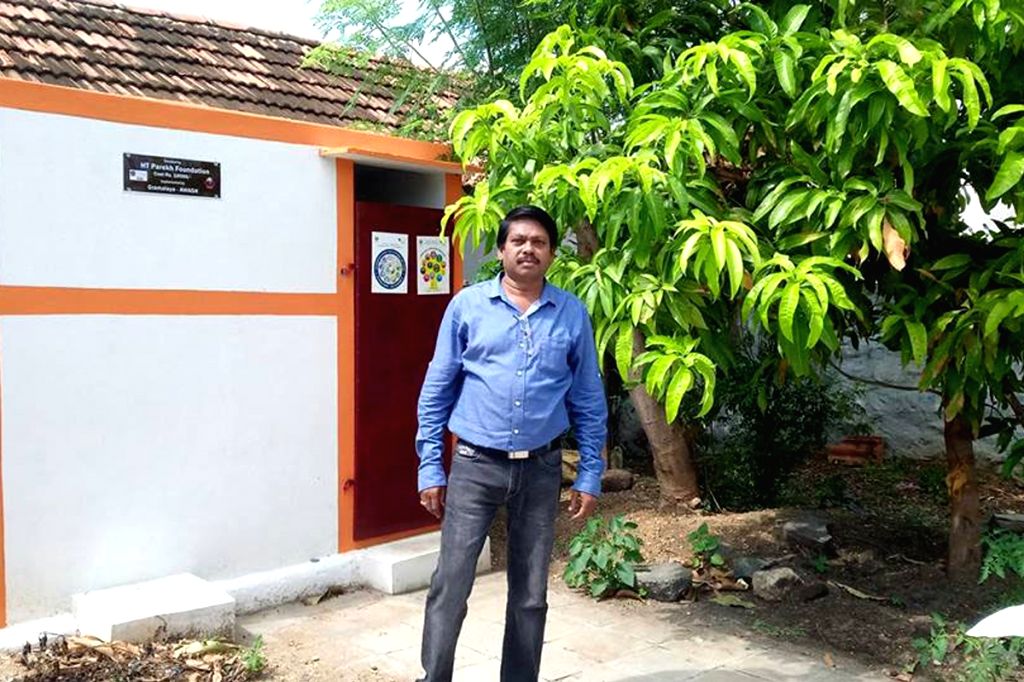 Free photo : S. Damodaran and his organization Gramalaya