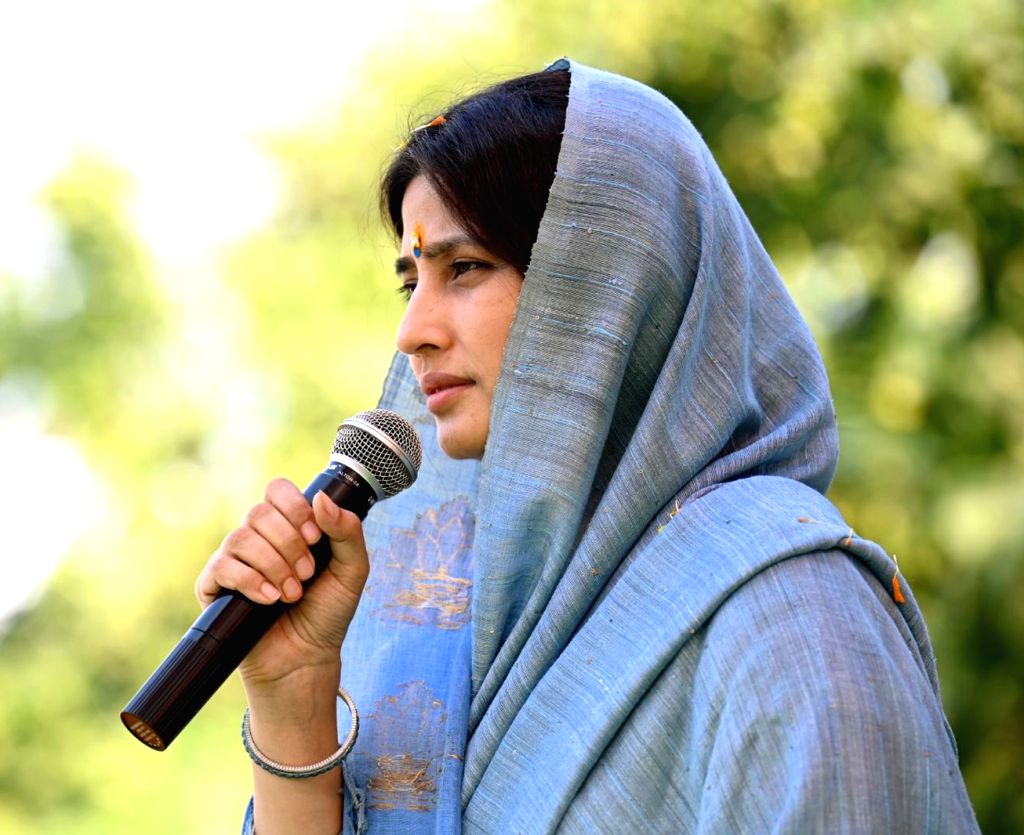 Mainpuri: Samajwadi Party candidate Dimple Yadav addresses