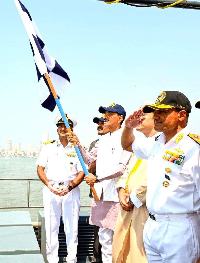 Sanjay Seth flags in INSV Kaundinya