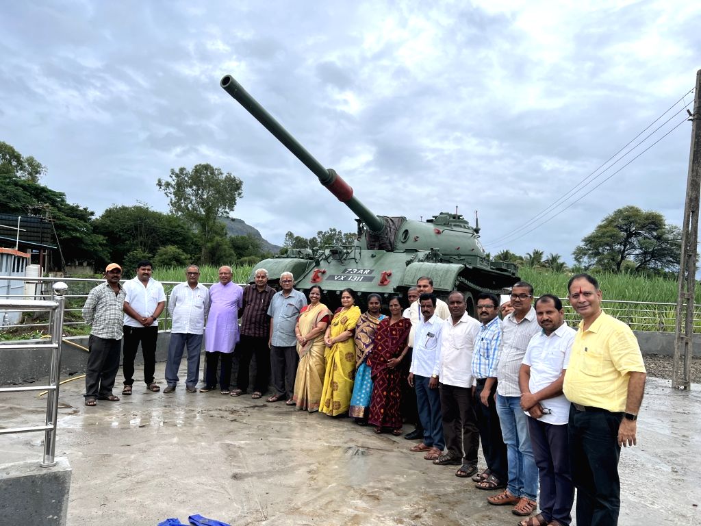Free Photo:Satara's Apshinge village boasts of 'Har Ghar Soldier