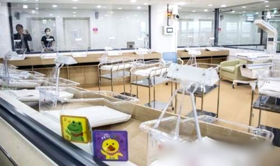 : Seoul : A public postnatal care center in the southeastern port of Ulsan