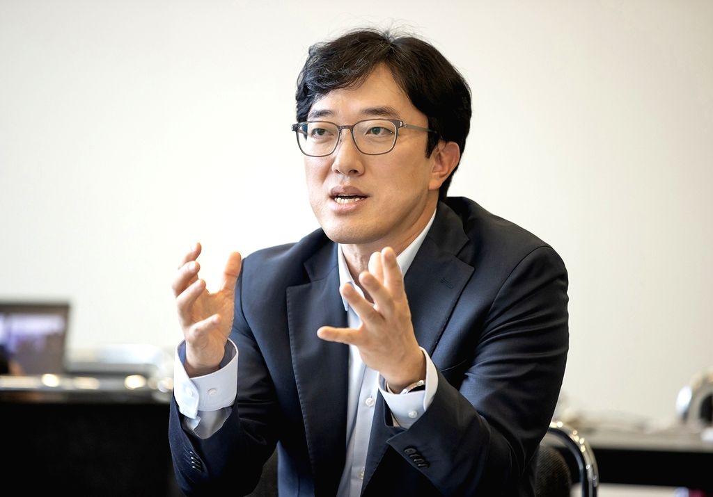 Slimmer hinge is key to Samsung foldables' success: Top executive