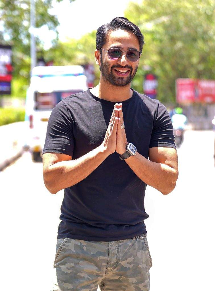 Shaheer Sheikh and Nimrit Kaur Ahluwalia promote 'Ab Hoga Hisaab