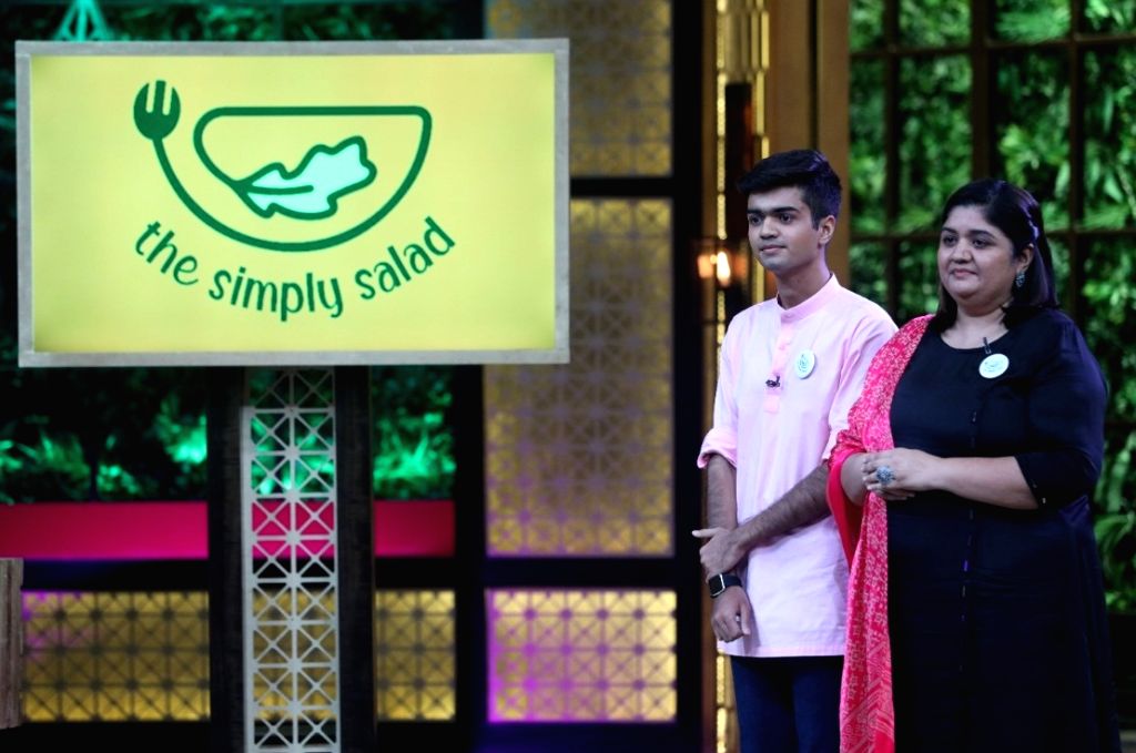 Mother-son duo impresses 'Shark Tank' judges with 'salad' company idea