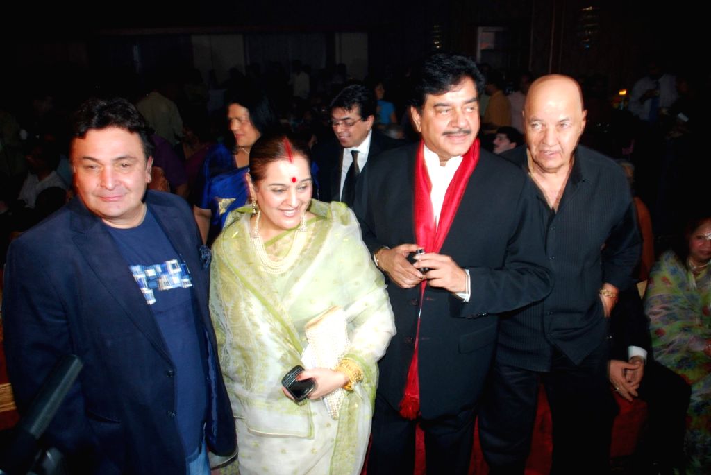 Shatrughan Sinha's son Luv launches with movie Sadiyan at The Club.