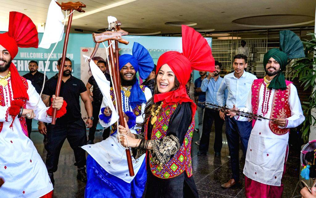 Shehnaaz Gill Performs Bhangra at LPU