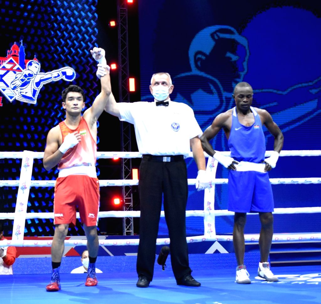 Shiva Thapa, Deepak Bhoria, Sumit advance at Men's World Boxing (ld)