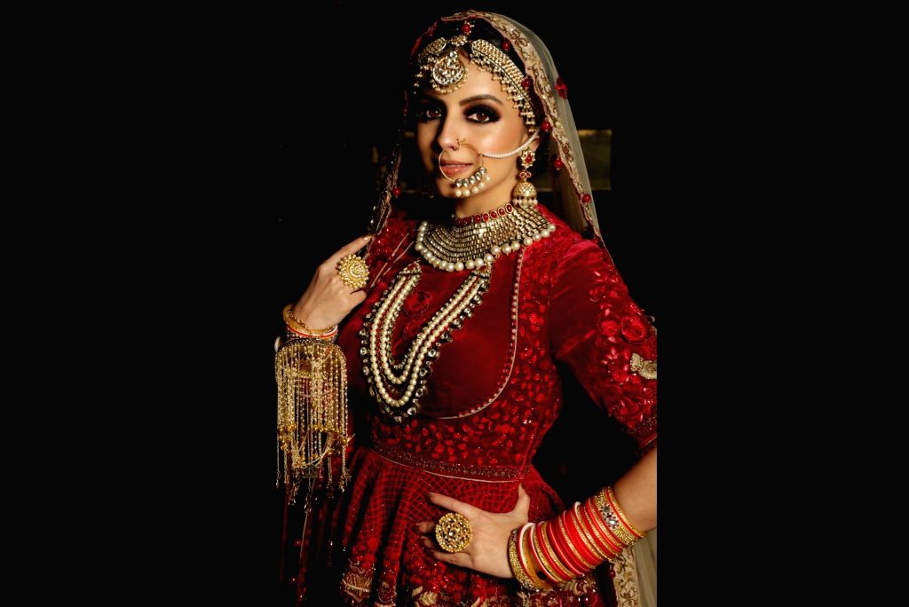 Free Photo: Shrenu Parikh to play quintessential 'bahu'in TV show
