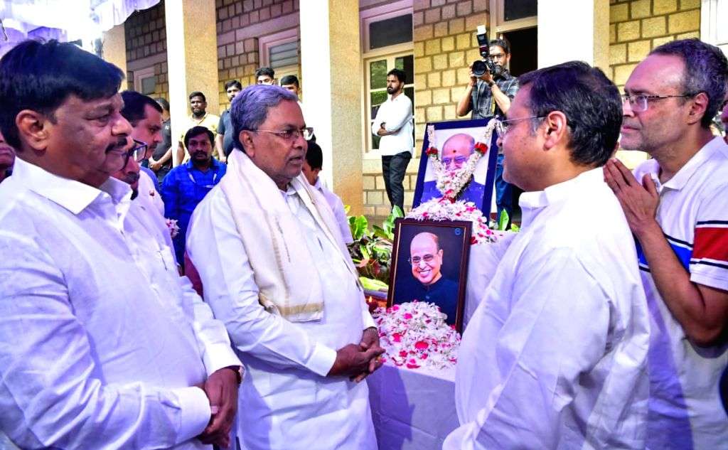 Siddaramaiah Pays Tribute to Former ISRO Chairman Dr. K. Kasturirangan