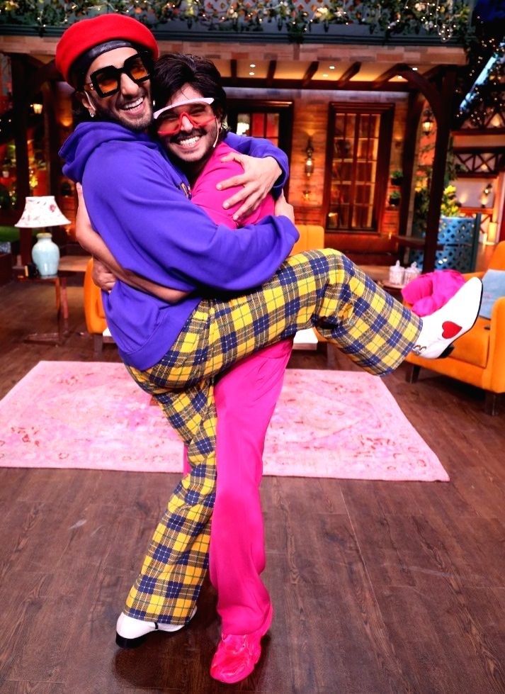 Comedian Sidharth Sagar regales Ranveer with his 'Funveer Singh' act