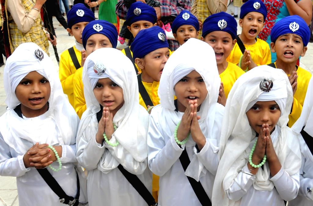 Sikh students performs Gatka