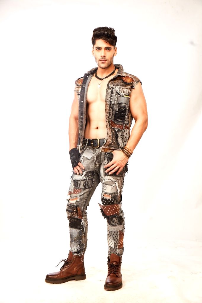 Free Photo: Simba Nagpal