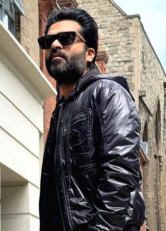 Free Photo: Simbu resumes shooting for 'Pathu Thala