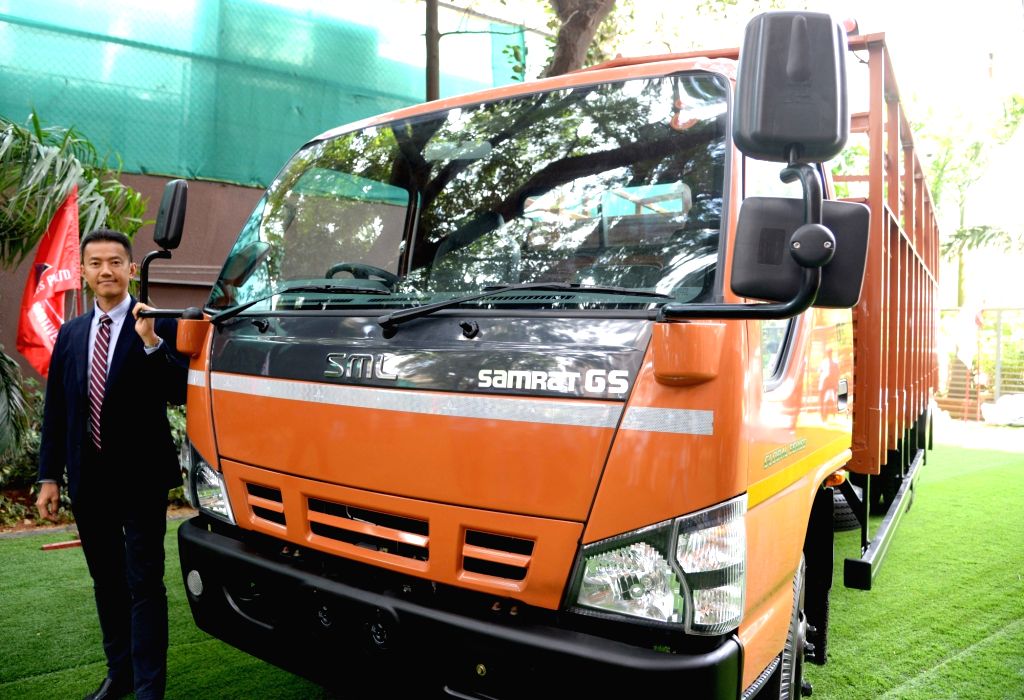SML Isuzu launches "Global Series of trucks