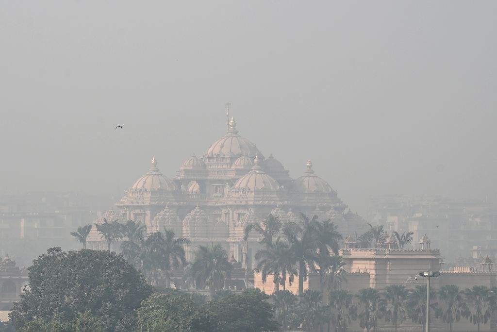 Smog Engulfs New Delhi