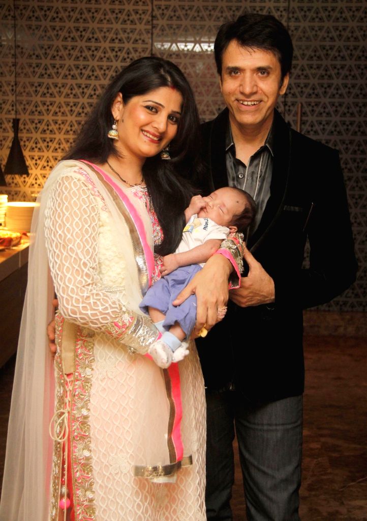 Sooraj Thapar blessed with a baby boy