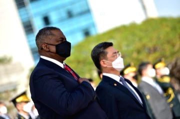 South Korean Defence Minister Suh Wook and US Secretary of Defence ...
