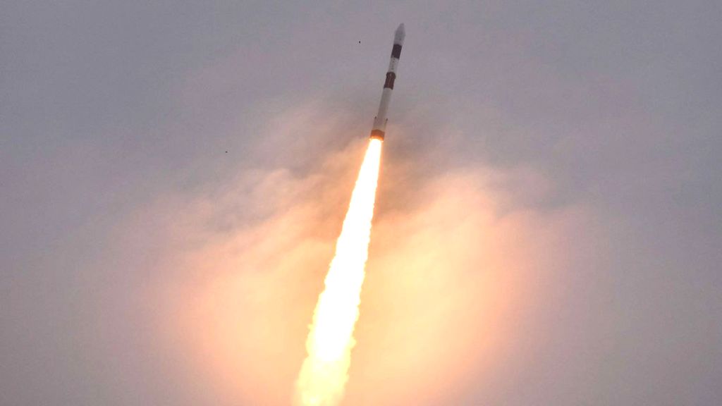 Sriharikota : ISRO's PSLV-C56 carrying Singapore's DS-SAR satellite ...