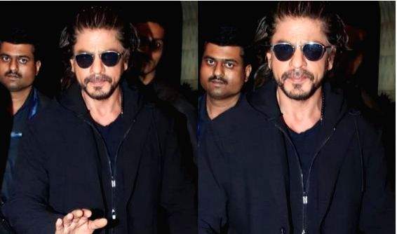 SRK wins more fans with ordinary entry at Mumbai Airport