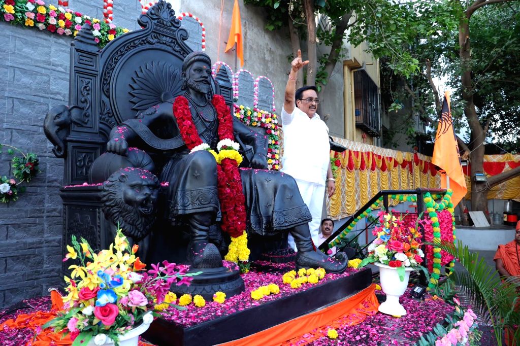 State President C R Paatil unveil a statue of Chhatrapati Shivaji Maharaj