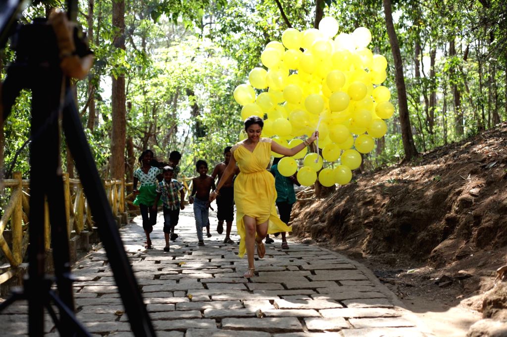 'Basti' - stills