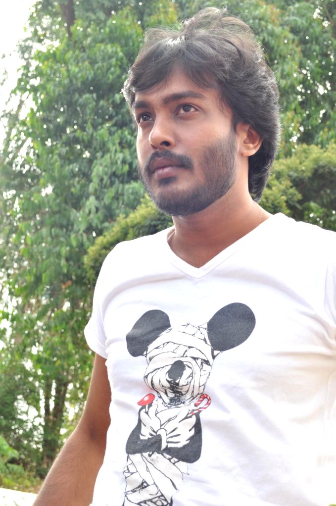 'Moch' - stills