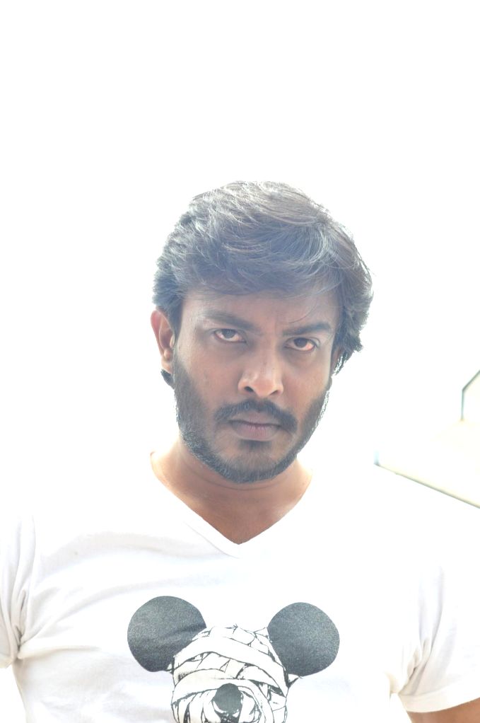 'Moch' - stills
