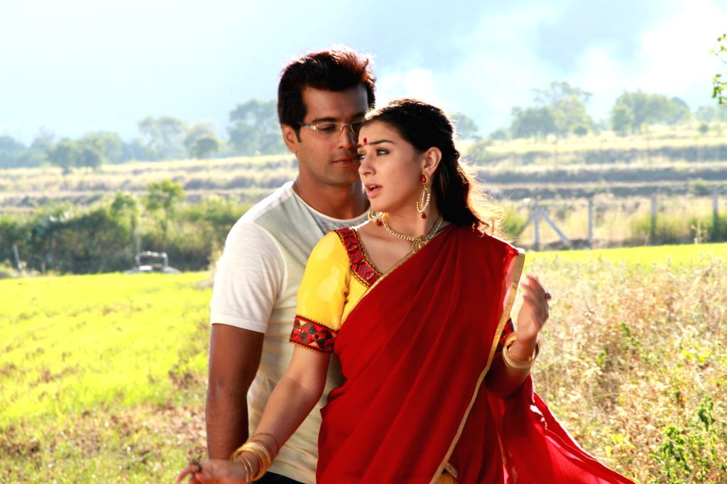 Aranmanai - stills