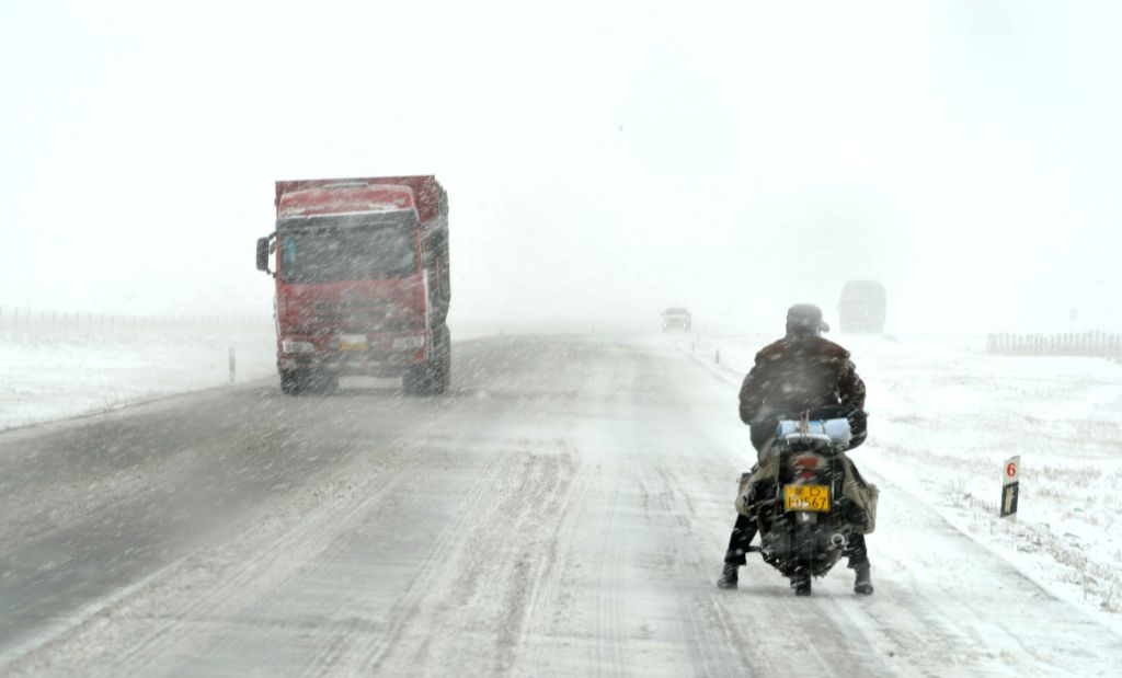 Strong winds, dust storms hit large parts of Mongolia