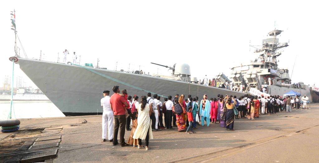 Students visit INS Kirch