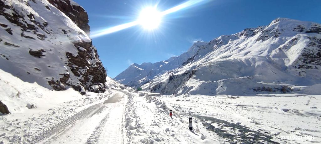 Free photo :'Sun tourism' catching up fast in Himachal; a worrying sign too